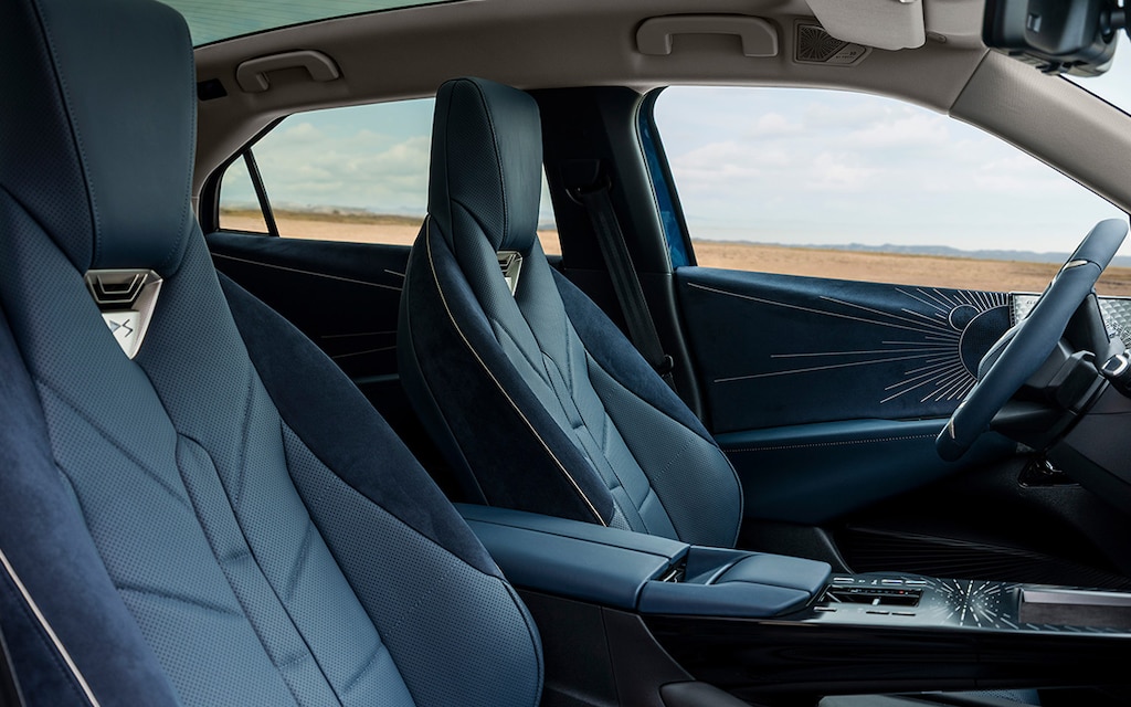 DS N°8 JULES VERNE | Sonderedition | DS Automobiles Schweiz